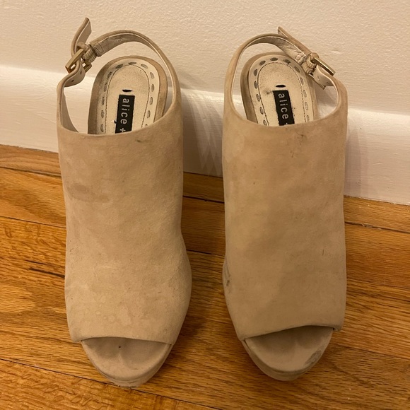 Alice + Olivia | Shoes | Alice Olivia Nuede Shoes | Poshmark
